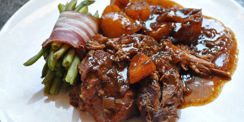Comment Préparer Un Gigot D’agneau Confit - La Meilleure Recette En Mai ...